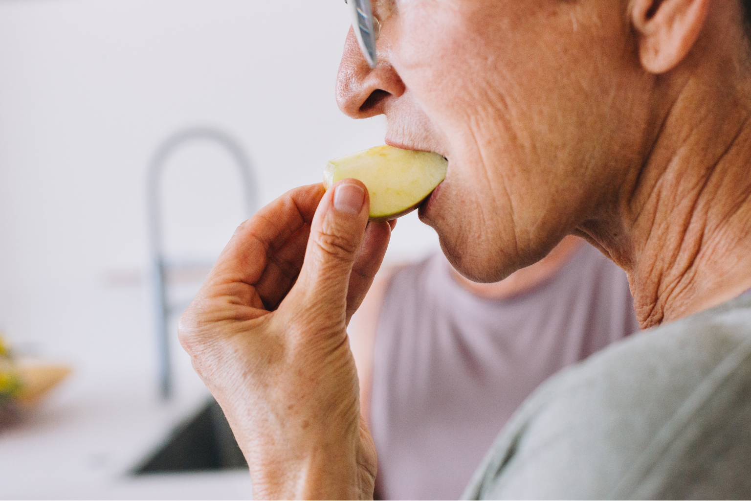 Heart-Healthy Snacks for Seniors: 20 Best Picks
